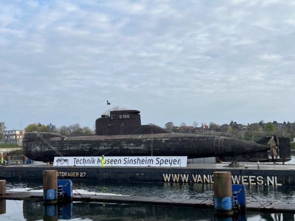 U-Boot U 17 Transport von Kiel durch den Nord-Ostsee-Kanal 29.04.2023 ...